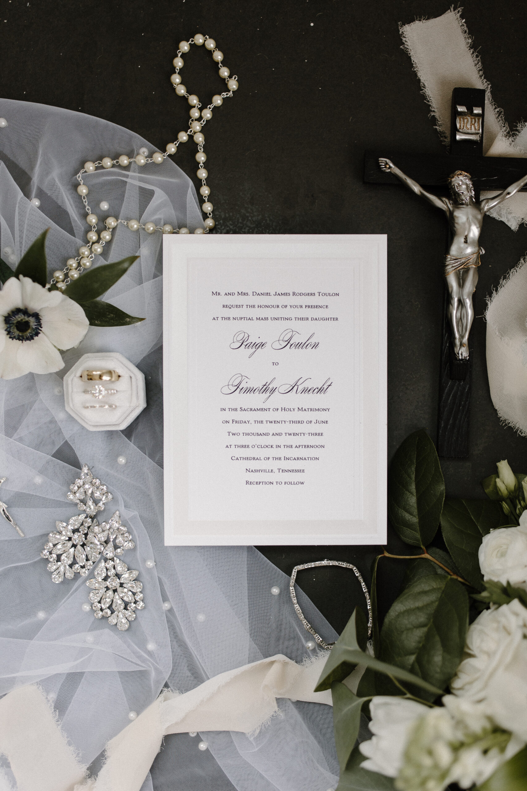 Elegant & Timeless Catholic Wedding, Cathedral of the Incarnation in ...